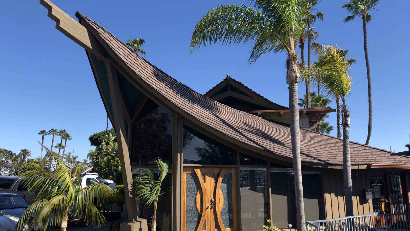 San Diego Added a Tiki Twist to Midcentury Architecture - Kimberly Us